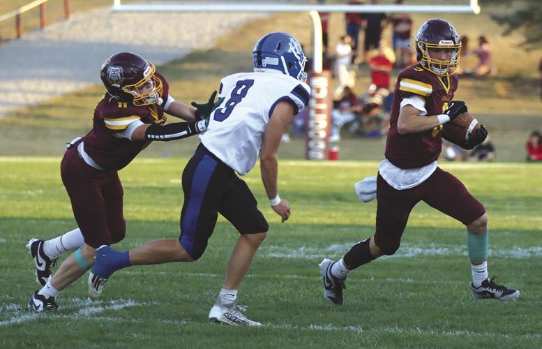 Edgerton football rallies past Antwerp with big plays in GMC opener ...