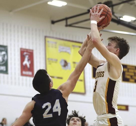 Edgerton boys basketball topples Montpelier in regular-season finale ...