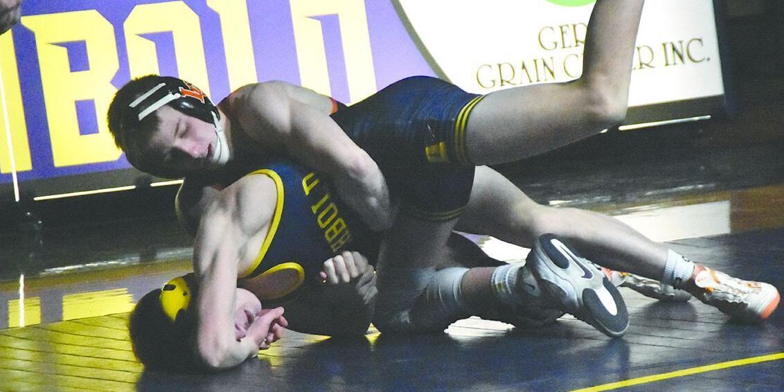 Archbold wins rare dual meet with Liberty Center | Sports | bryantimes.com