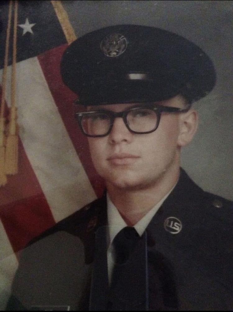 Harold “Gene” Eugene Raub | Obituaries | bryantimes.com