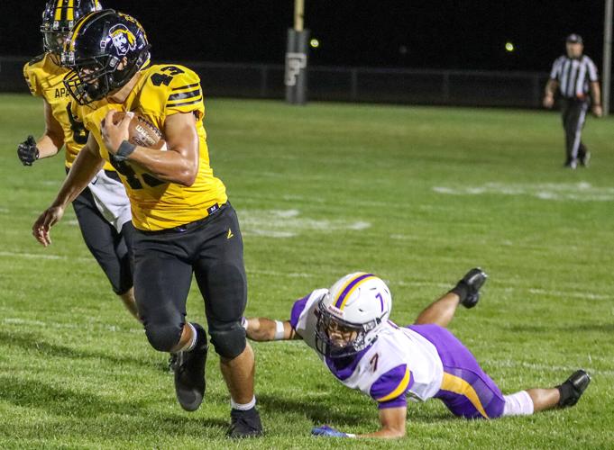 Fairview football uses mix of methodical offense, quick strikes to beat ...
