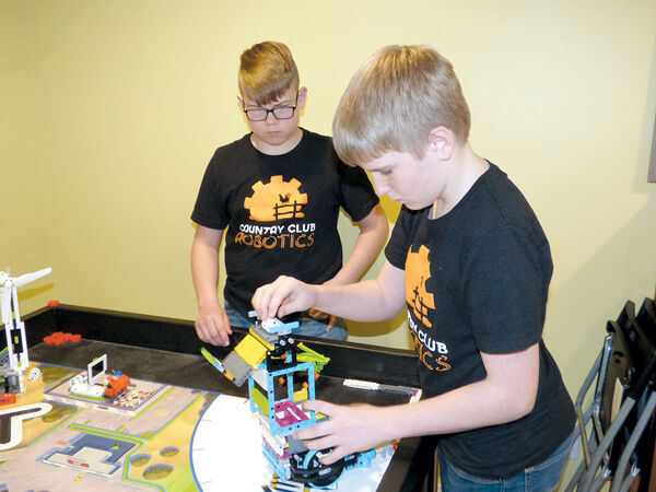 Two robotics teams heading to state competition | Local News ...