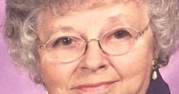 Dorothy J. Sprow (1925-2023) | Obituaries | bryantimes.com