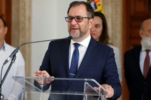 Trump says would be 'smart' for Venezuela's Maduro to step down | News ...