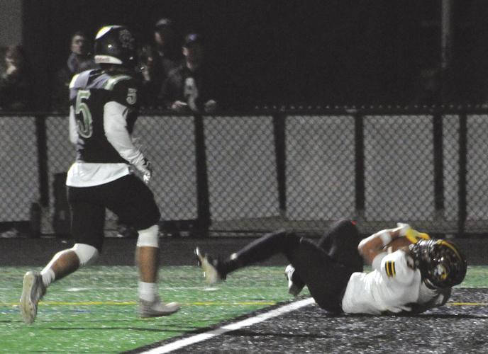 Fairview football falls to Ottawa Hills in Division VI regional ...