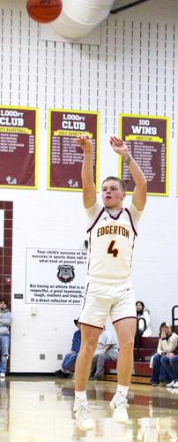 Hartsock's late basket powers Montpelier over Edgerton to extend win ...