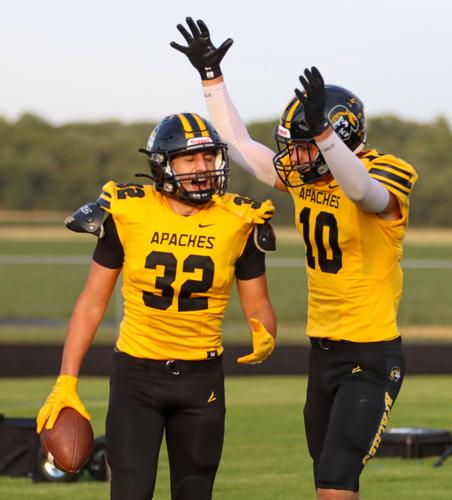 Fairview football uses mix of methodical offense, quick strikes to beat ...