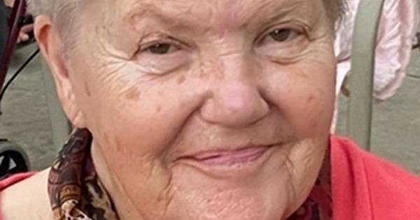 Beverly Donna Laughlin (1939-2022) | Obituaries | bryantimes.com