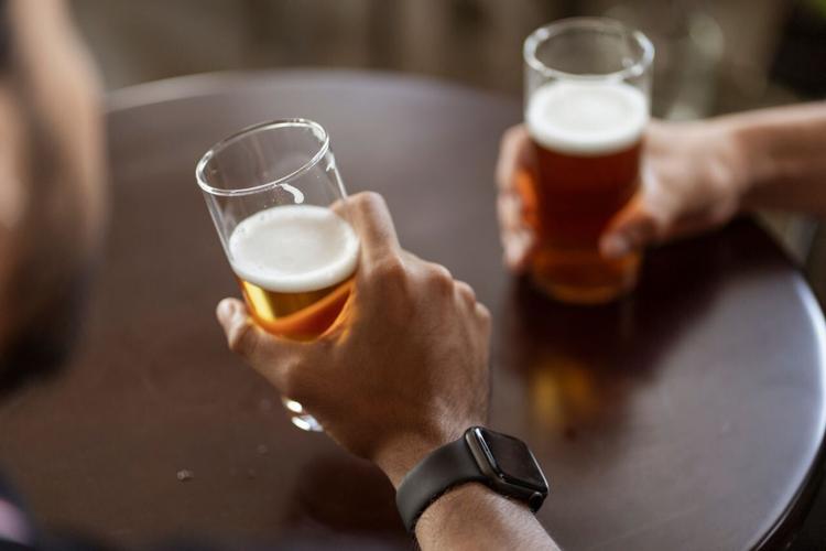 Glass of wine, beer daily enough to raise cancer, heart disease risk ...