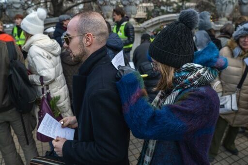 Serbia's students gather signatures for early elections goal | News ...