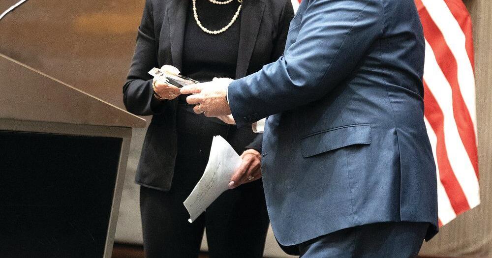 Beth Beans Gilbert wins national Woman of the Year Award from Cox ...