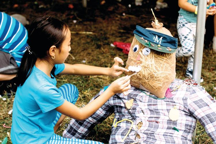 Scarecrows return to Peddler’s Village in September | Events ...