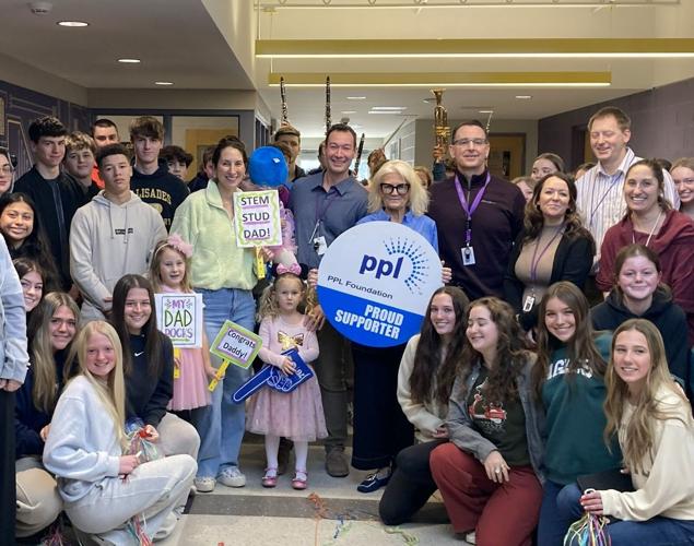 Palisades science teacher Dylan Fedell becoming a highly decorated ...