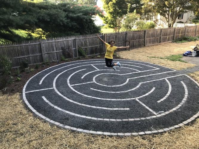labyrinth construction