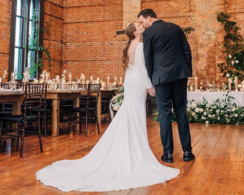 Megan & Tim’s cozy candlelit affair