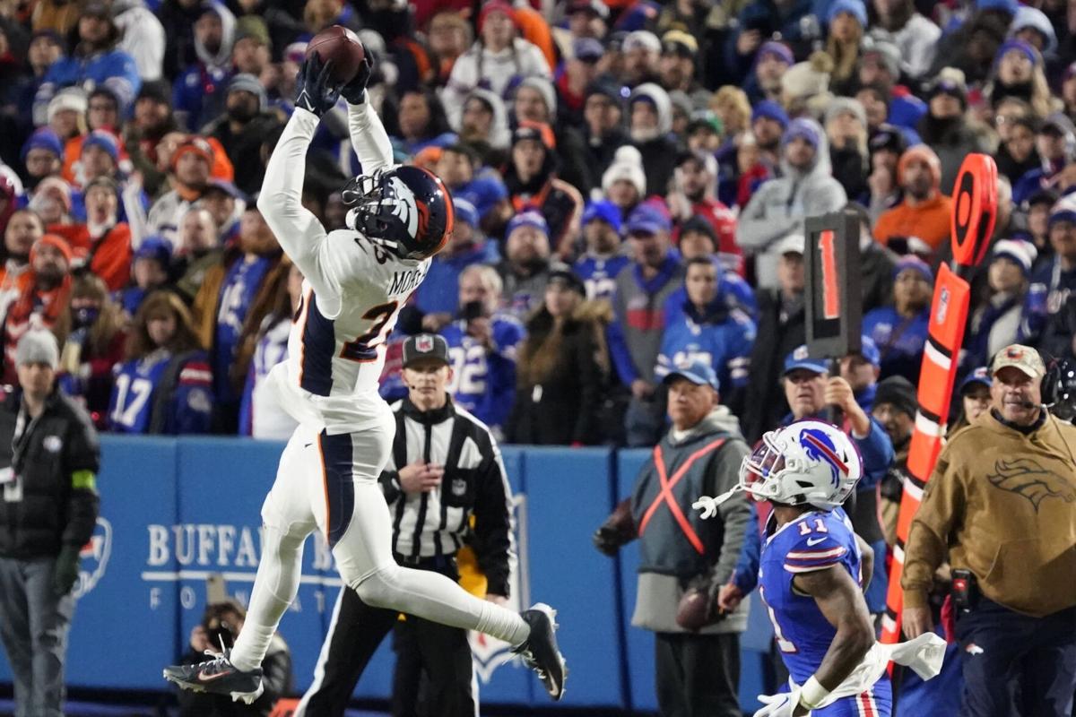 Alan Pergament: MNF's Buck, Aikman do strong job 'scrutinizing' Bills ...
