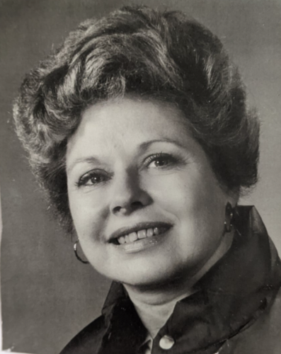 Jeanne L. Ray, 89, longtime secretary to editors of The News