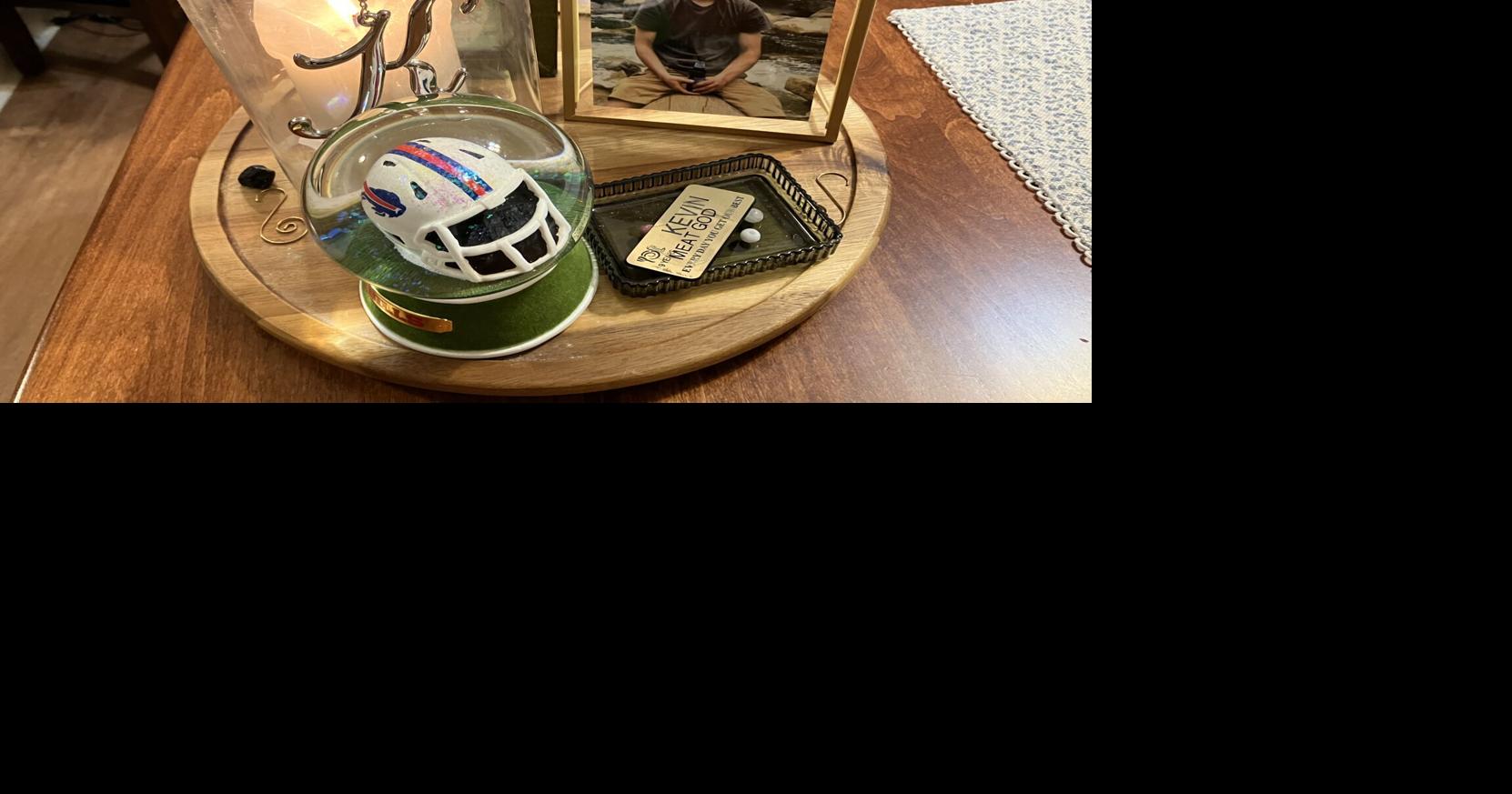 A candle burns for Kevin Sexton and big dreams for Bills