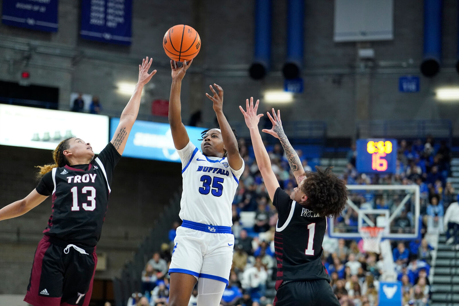Chellia Watson caps off three seasons at UB with WNIT title