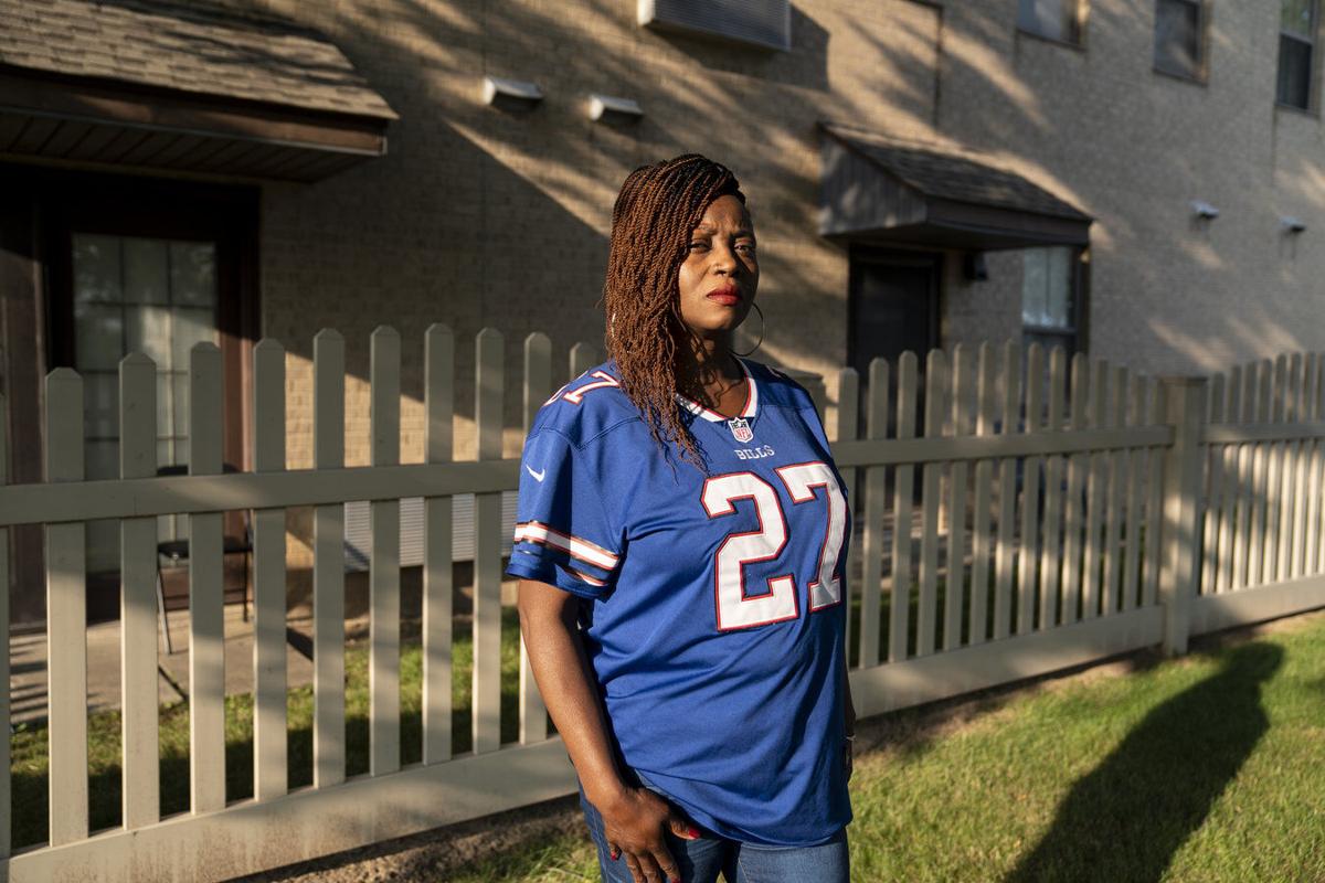 Ebony White, niece of Heyward Patterson