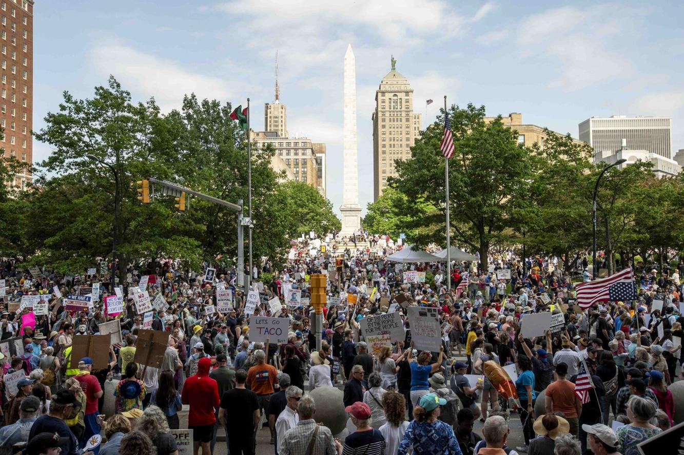Thousands protest Trump administration in Niagara Square