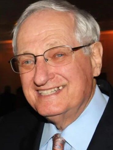 Harold M. Halpern, 88, prominent attorney, leader in the Jewish community