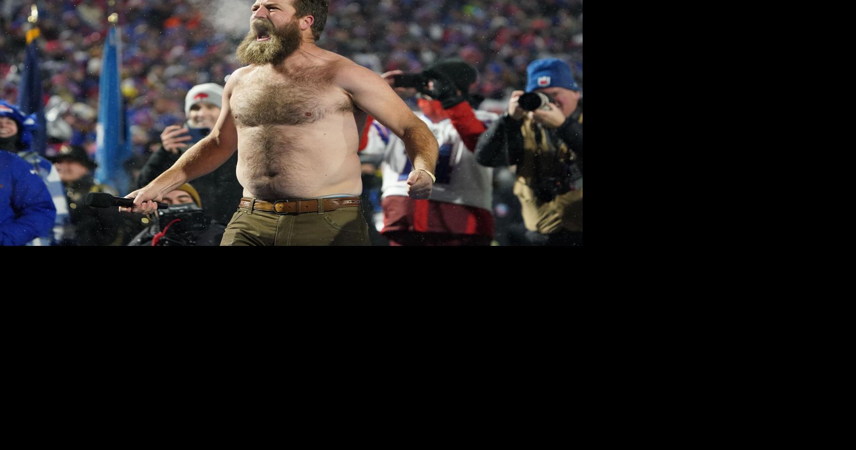 Former Bills QB Ryan Fitzpatrick is one with Bills Mafia