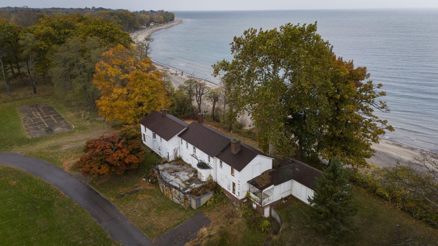Work to begin on Wendt Beach mansion, but much left to do