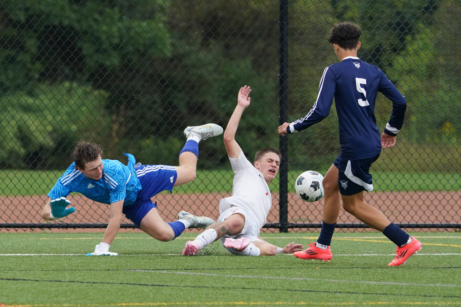 East Aurora boys soccer captures Class A Far West Regional