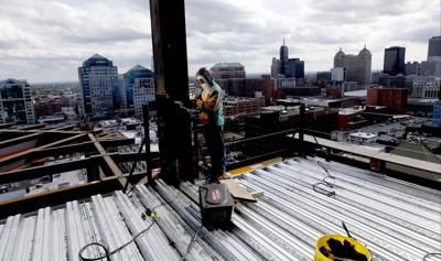 Delaware North building takes shape in downtown Buffalo