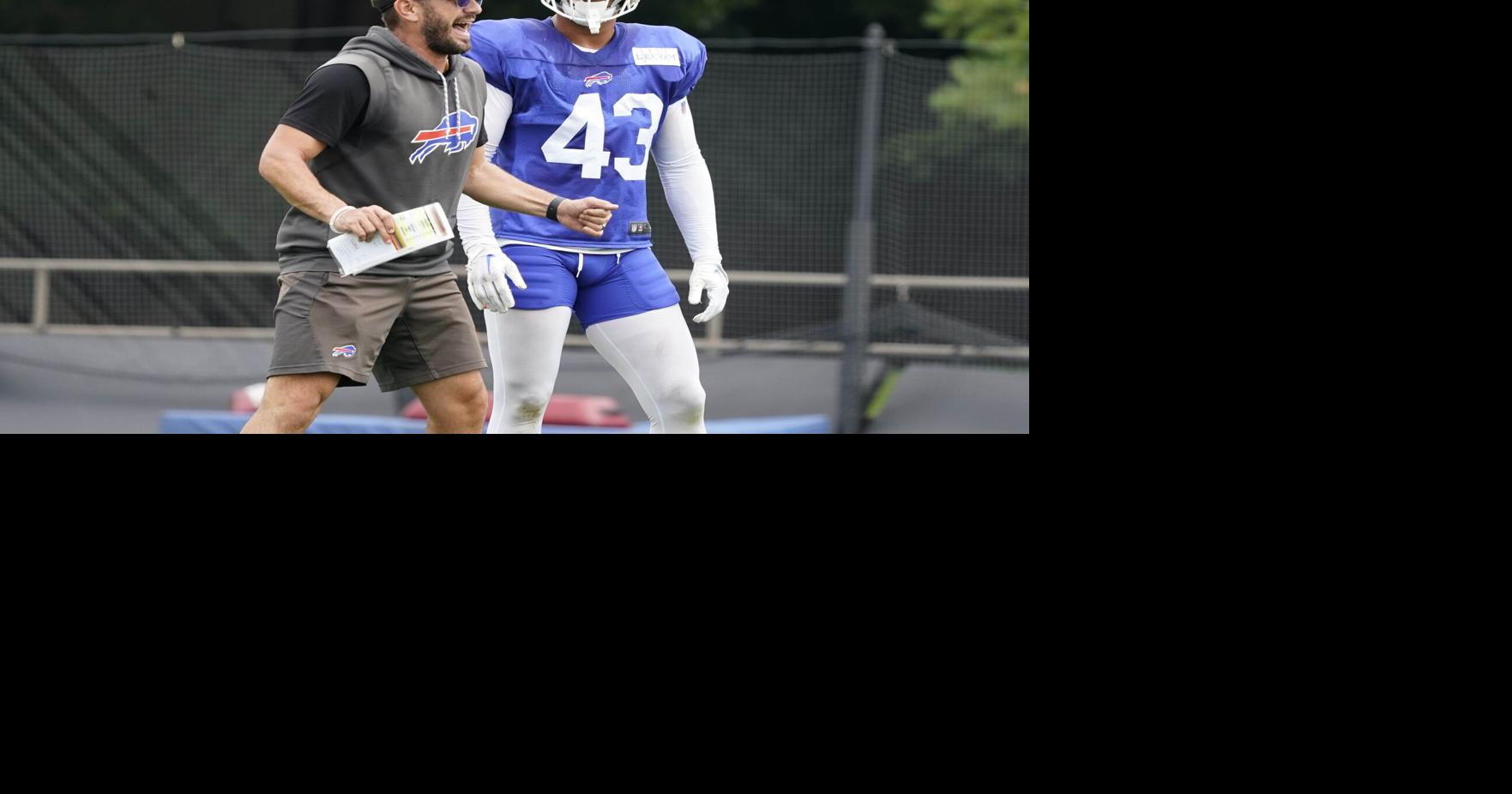 Bills' Bernard embraces challenge at middle linebacker