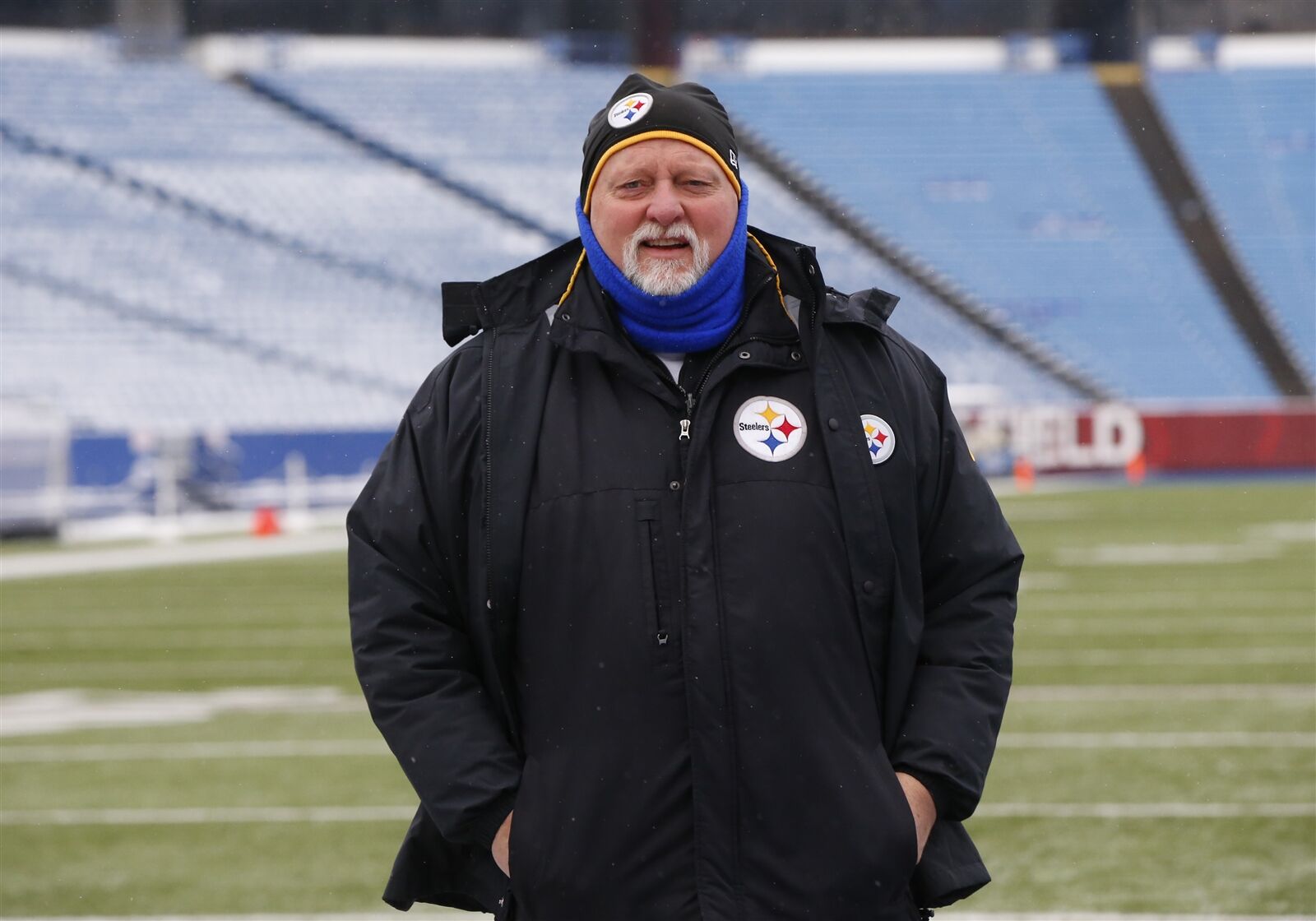 Craig Wolfley, former NFL standout, dies at 66