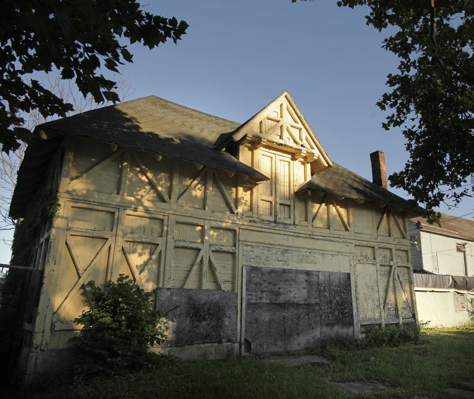 Preservationists seek to protect historic East Side barn designed by ...