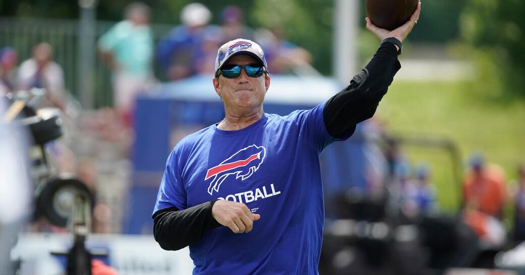 Mark Gaughan: Mike Shula behind scenes trying to help Bills beat Dolphins