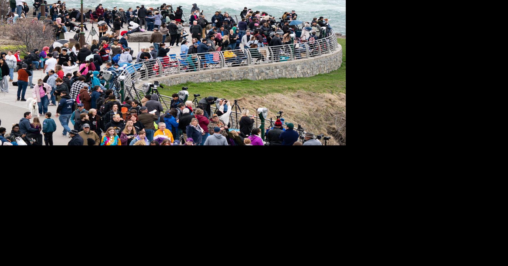 Fears of heavy eclipse traffic never materialized in Buffalo