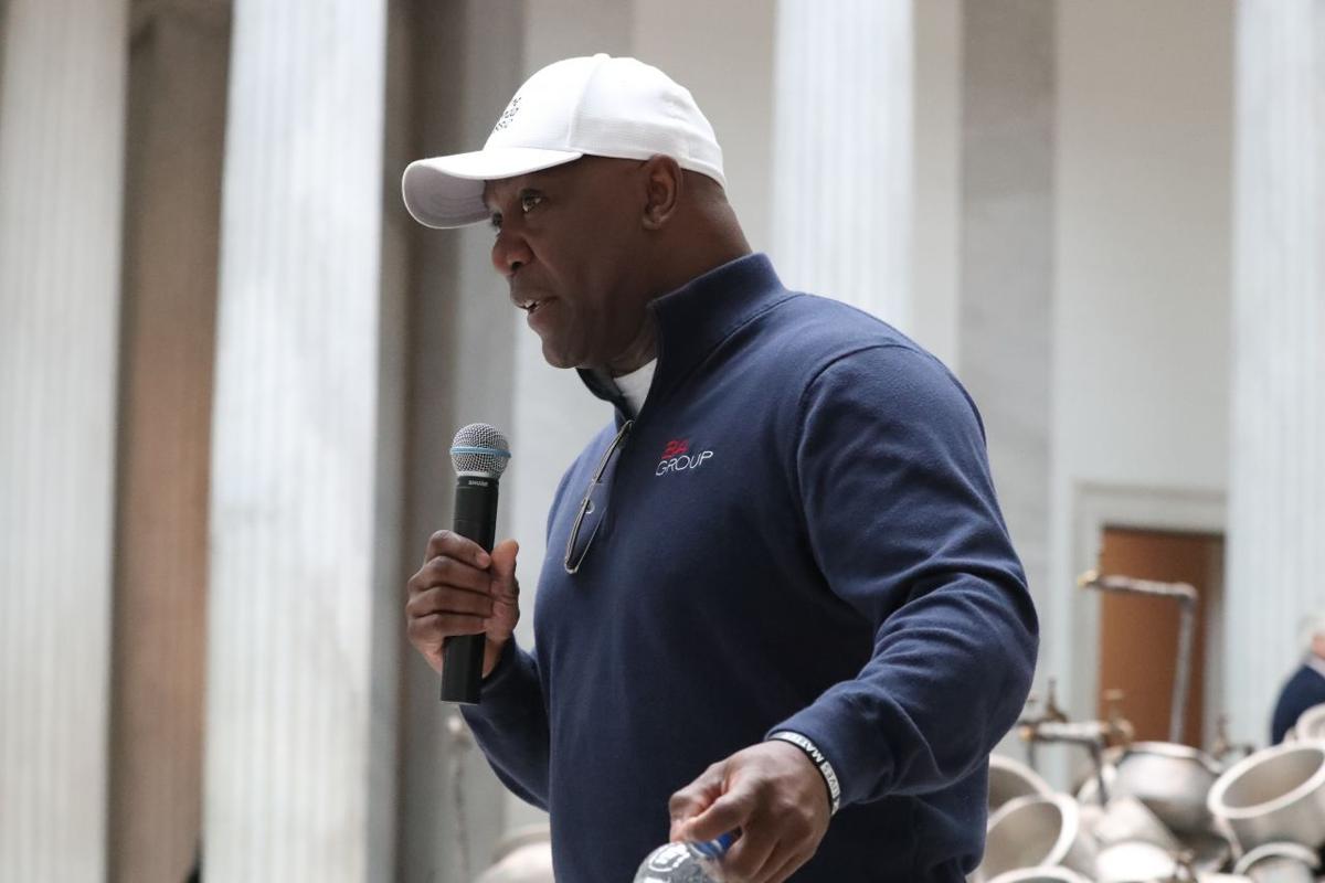 Bills legend Thurman Thomas to promote free Buffalo summer meals ...