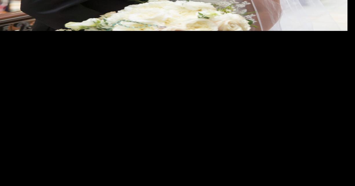 Jennifer DiLeo and Keith Carver are wed in Buffalo