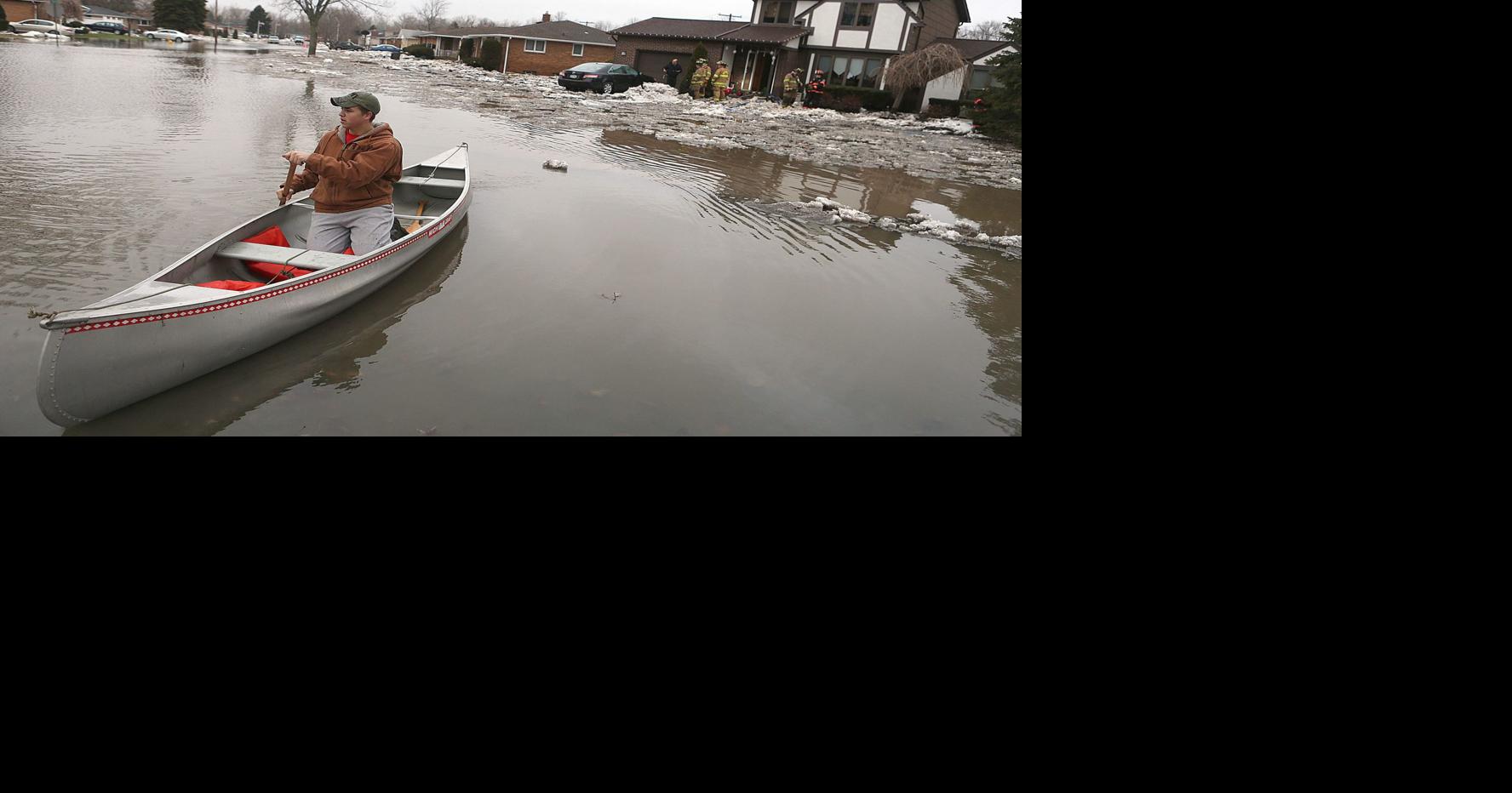 Where and when will heavy rainfall threaten flooding?