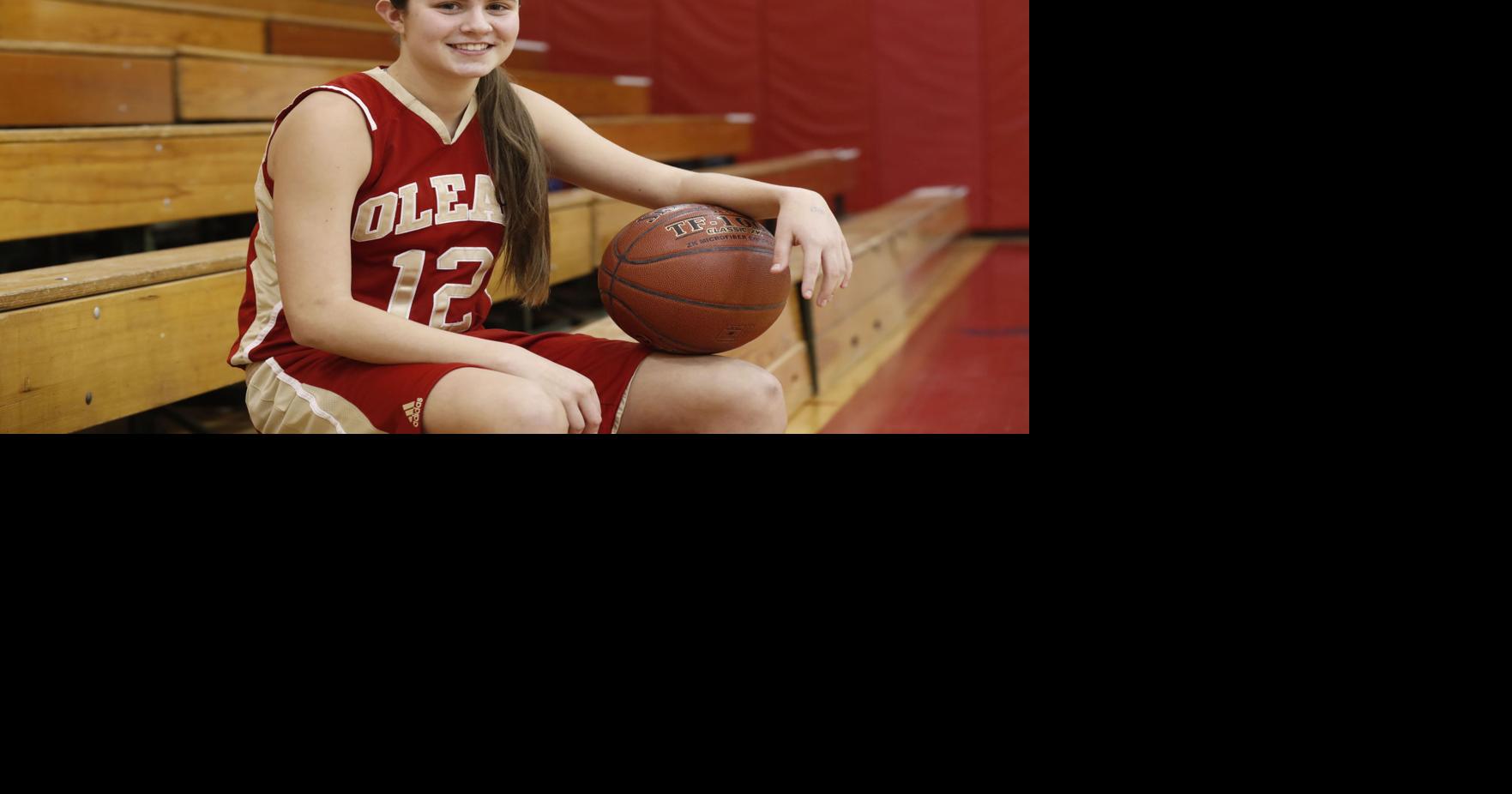 'Incomparable' scorer Sara Pfeiffer leads Olean back into title contention