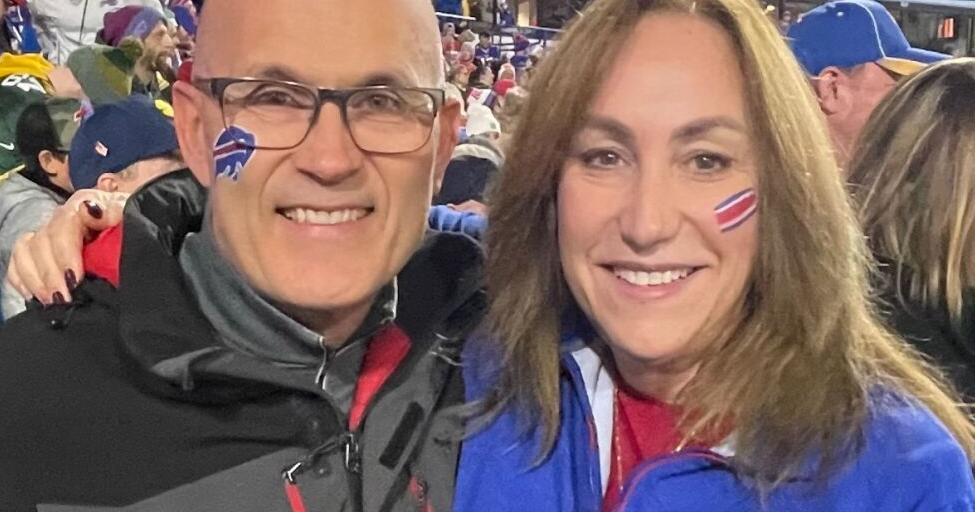 Reborn Bills fan Adam Lingner is rooting for Chiefs