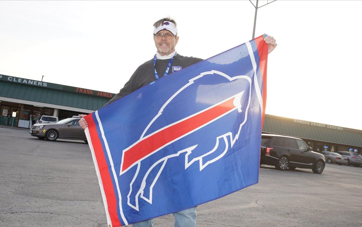 Longtime Bills fan in Florida fully grasps Dolphins rivalry