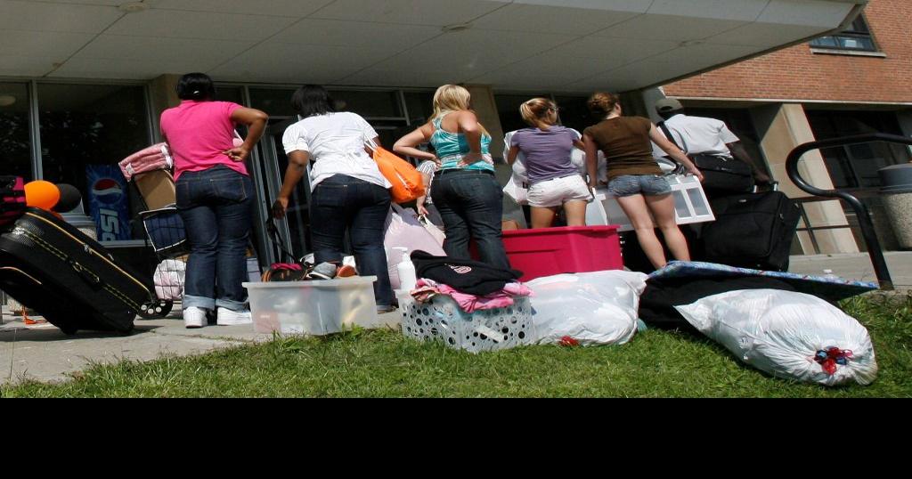 'Say Yes' Dorm Room Drive helps neediest students