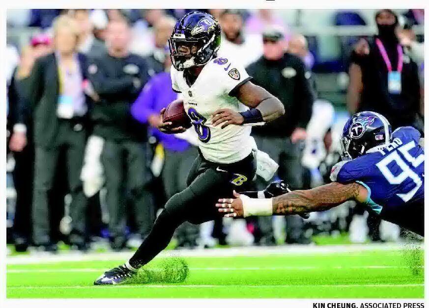 Jackson, Tucker lead Ravens past Titans