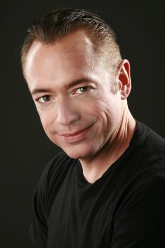 Tim Newell returns to his home turf for dinner theater production of ...