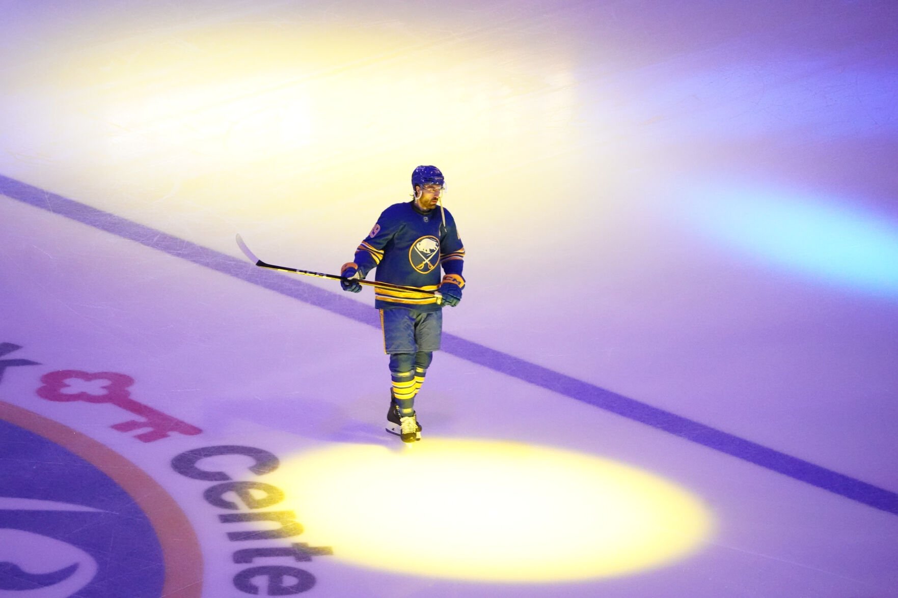 Sabres defeat Islanders, 3-2