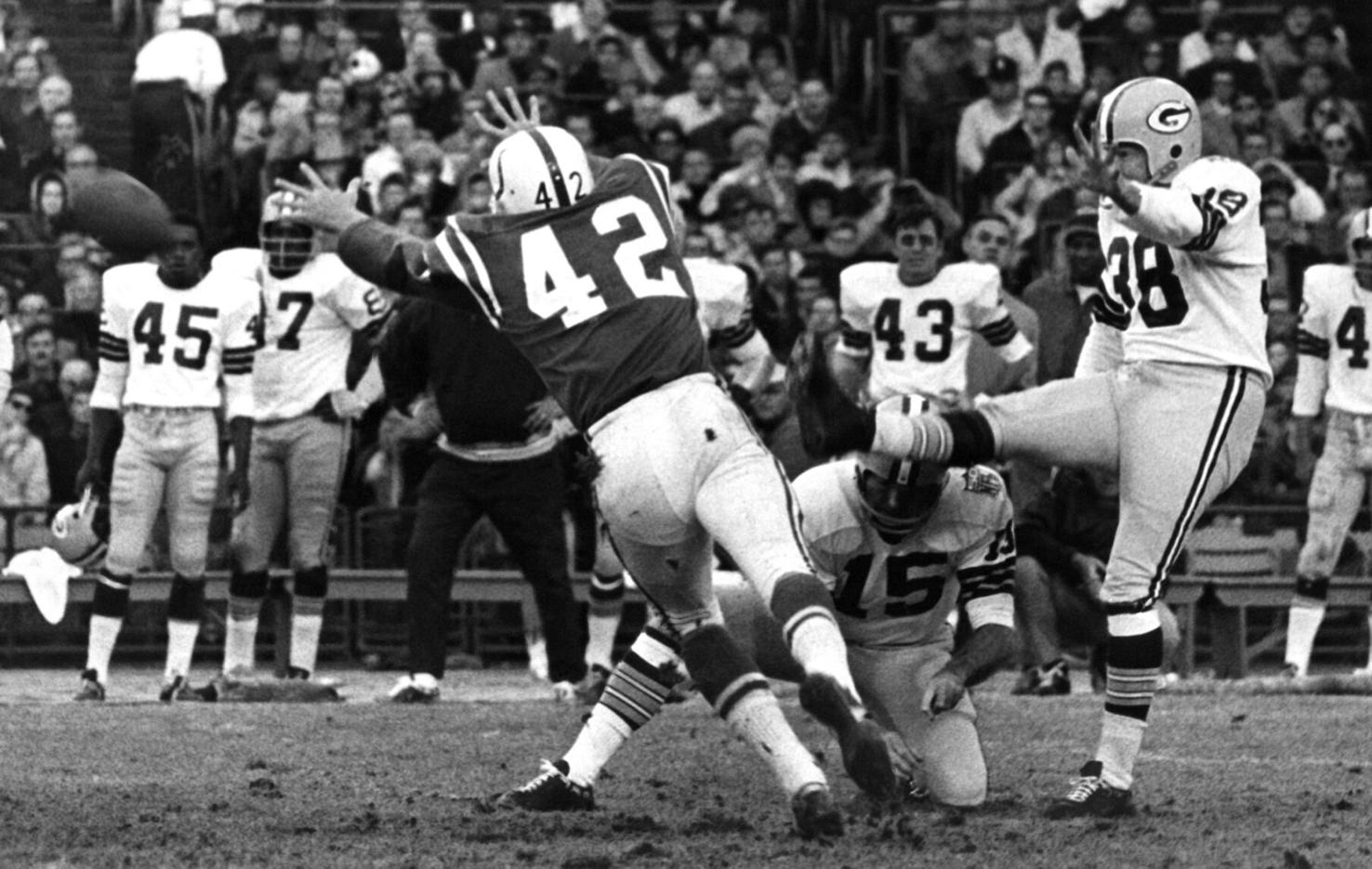 Bills' comeback in '67 came courtesy of kicker who came back