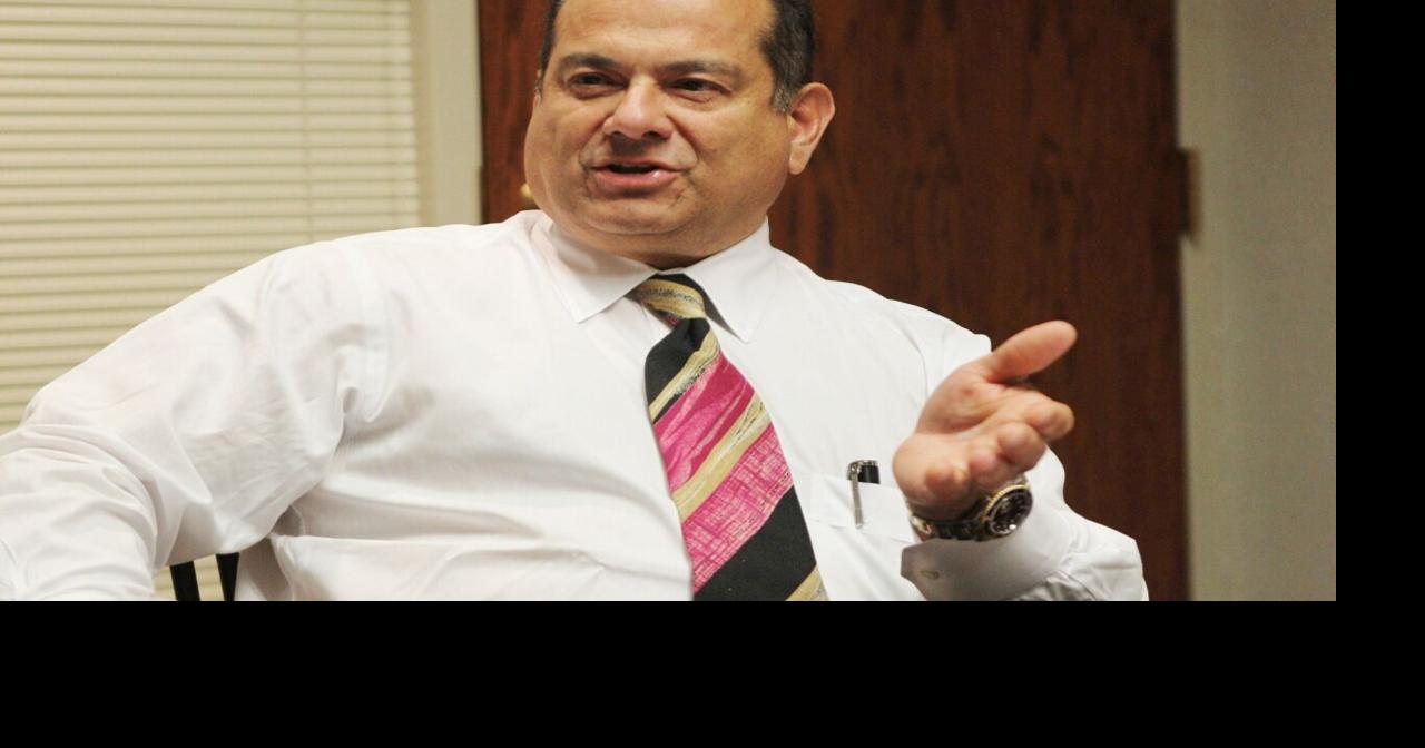Paul Cambria withdraws from defense of DEA agent linked to mob case