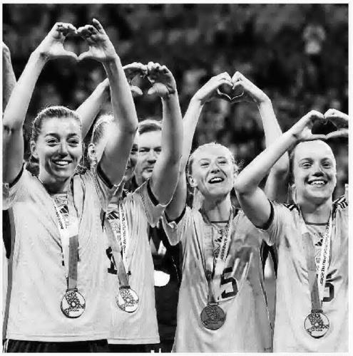 Sweden beats Australia to win bronze medal