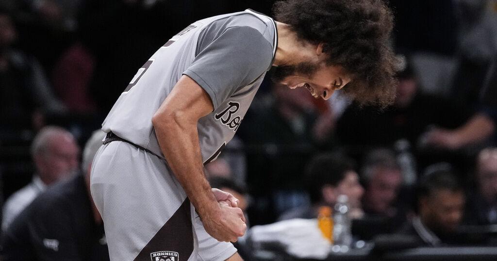 Ryan O'Halloran: Sitting helped Daryl Banks III step up game