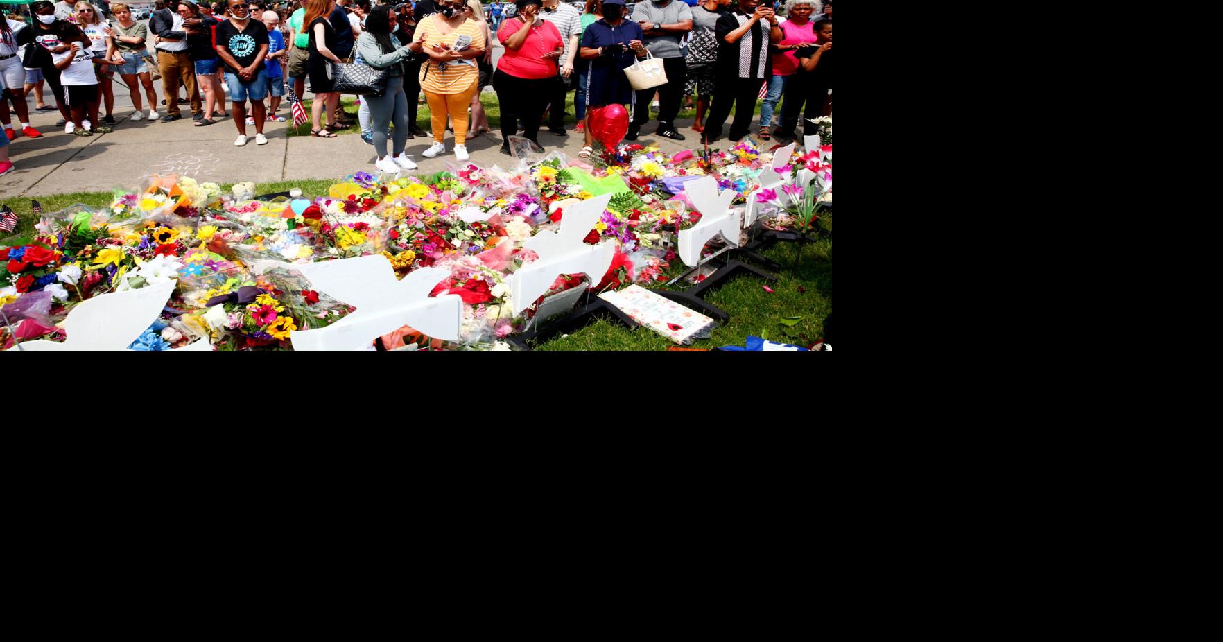 Good Morning, Buffalo: A week after shooting took 10 lives, community ...